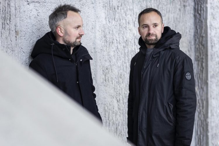 Native Instruments Maschine Studio › technoszene.com